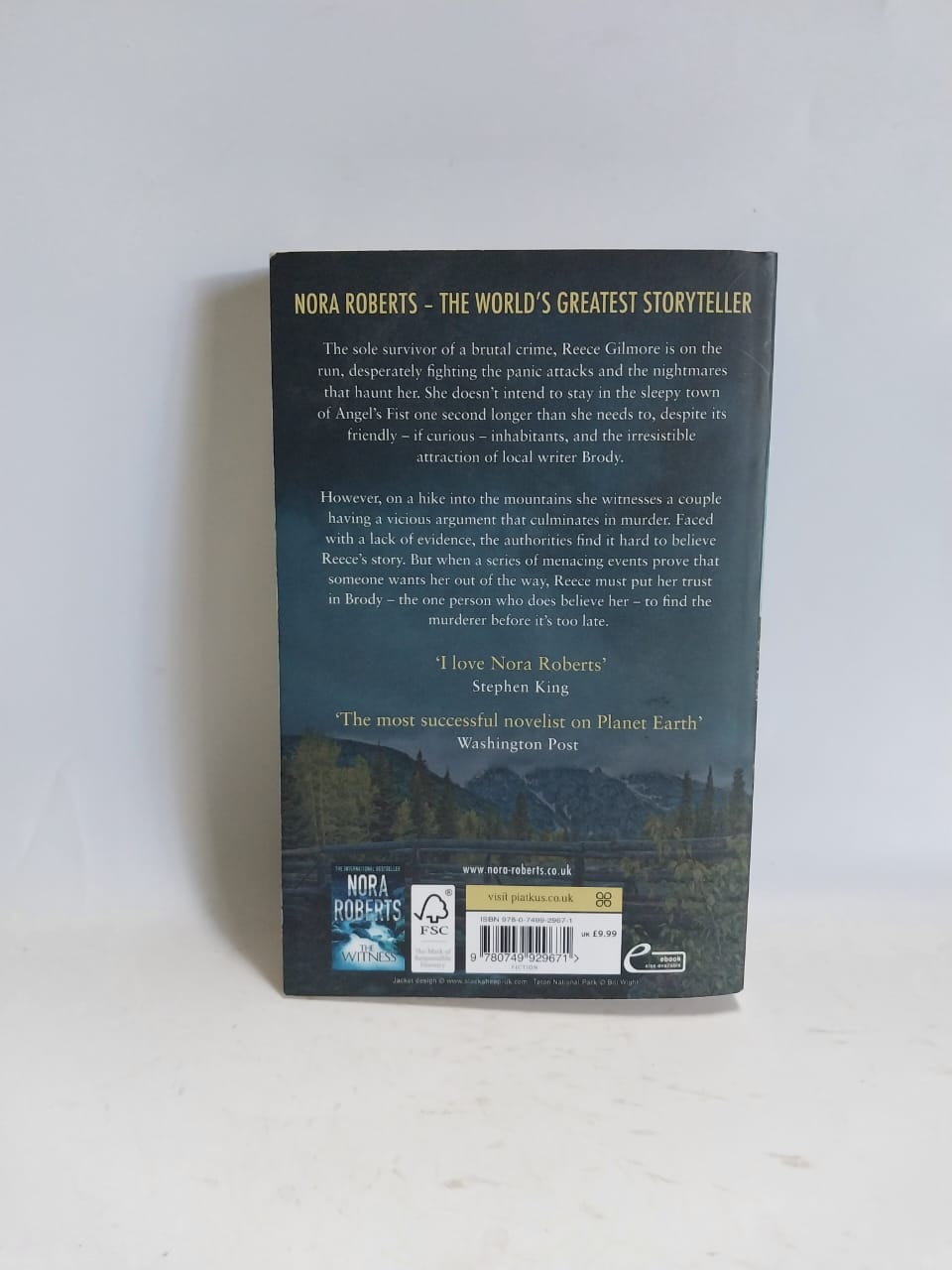 Roberts, Nora - ANGELS FALL – Domestic Animal Rescue Group